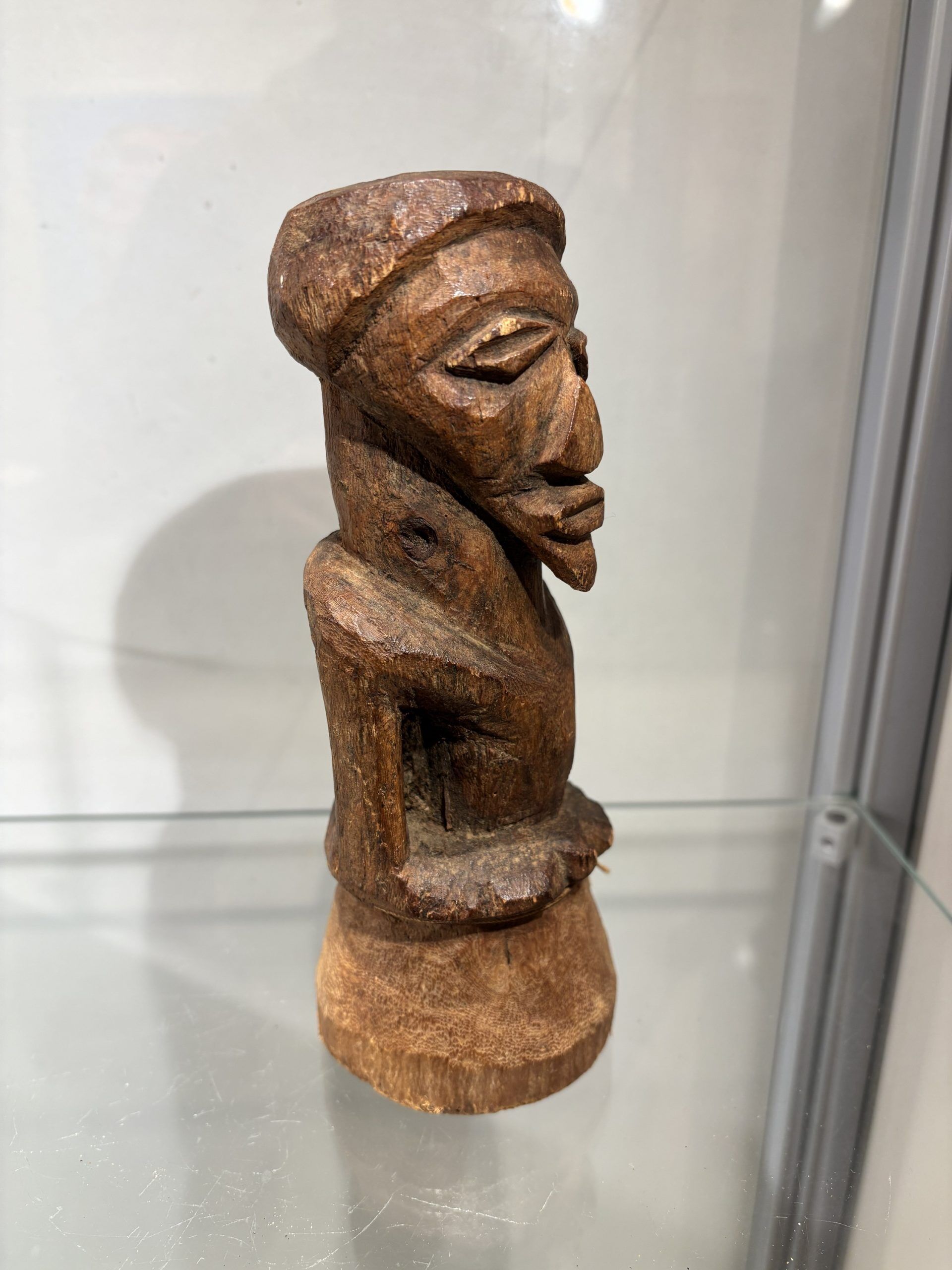 Old Songye Kusu figure - Galerie Guerrin